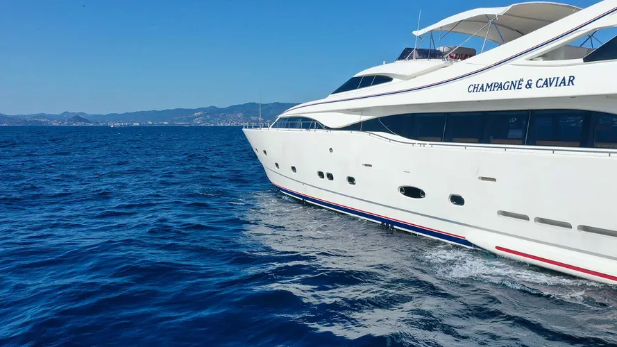 CHAMPAGNE & CAVIAR yacht for charter (Custom Line, 34.13m, 2004)